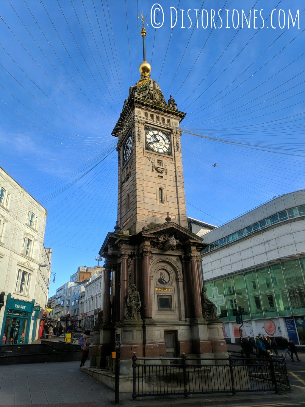 Jubilee Clock Tower – Distorsiones